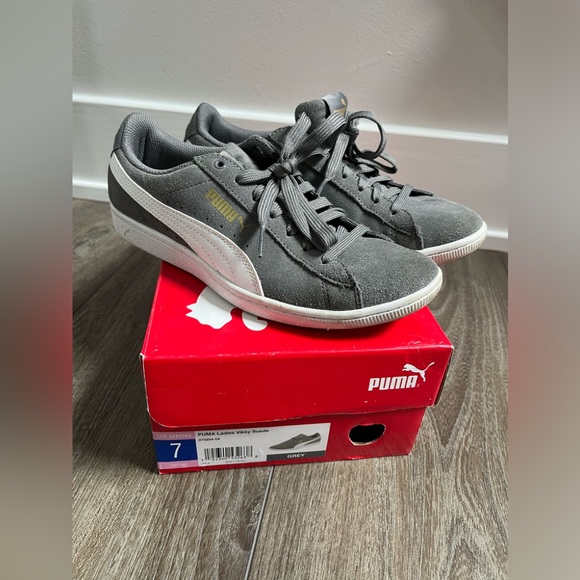 Puma | Shoes | Puma Vikky Grey Suede Sneaker Womens Size 7 | Poshmark